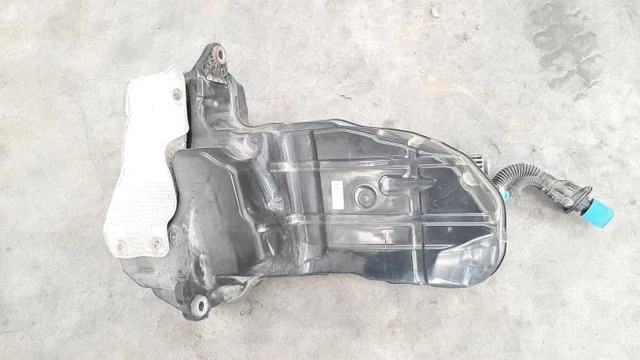 AUDI Q7 4MB4MG Adblue Tank 4M0131878BF EUR 532,40 - PicClick DE