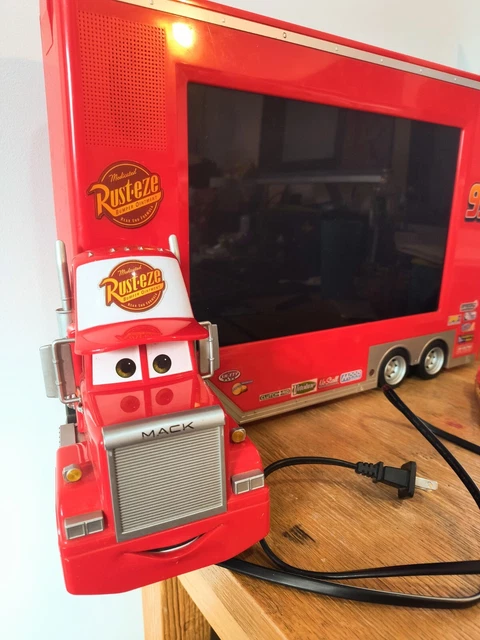 DISNEY PIXAR CARS TV LCD Movie Mack Hauler With Lightning McQueen ...