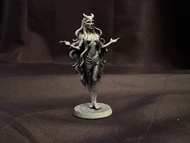 ZARINA SIGMET FROM Dungeon Crawler Carl Miniature £2.77 - PicClick UK