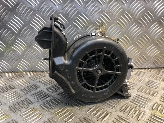 MERCEDES-BENZ W203 C 220 CDI Heater Blower Fan Motor UK RHD 2038300308 ...