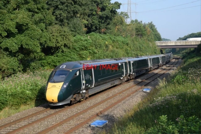PHOTO CLASS 800 5-Car Bmu's Nos.800 024 And A Sister Unit Of Gwr On The ...
