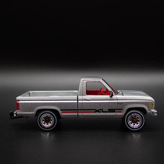 1983 83 FORD Ranger Xls Pickup Camion Attelage 1:64 Miniature Diorama ...