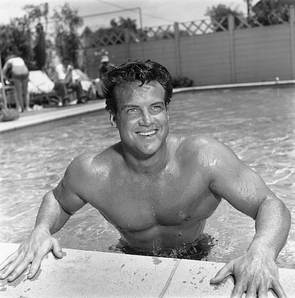 STEVE REEVES BODYBUILDER And 1950 Mr Universe Winner Old Photo 7 £5.71 ...