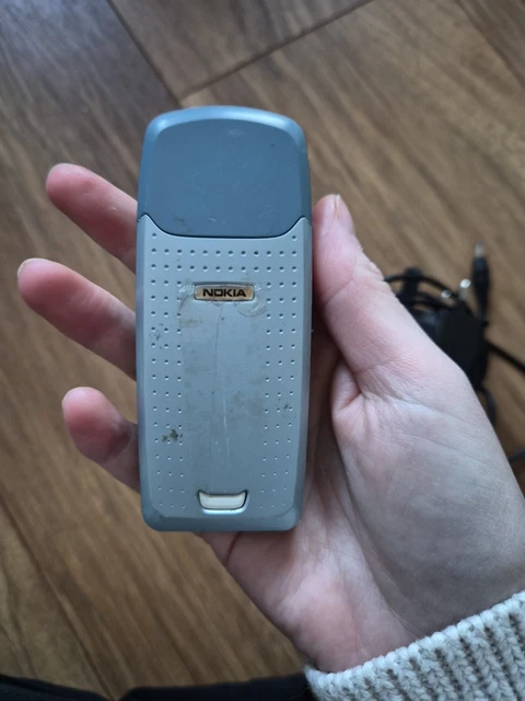 NOKIA 3310 MADE In 2000 Mobile Phoke With Charger Needs A New Batt £52. ...