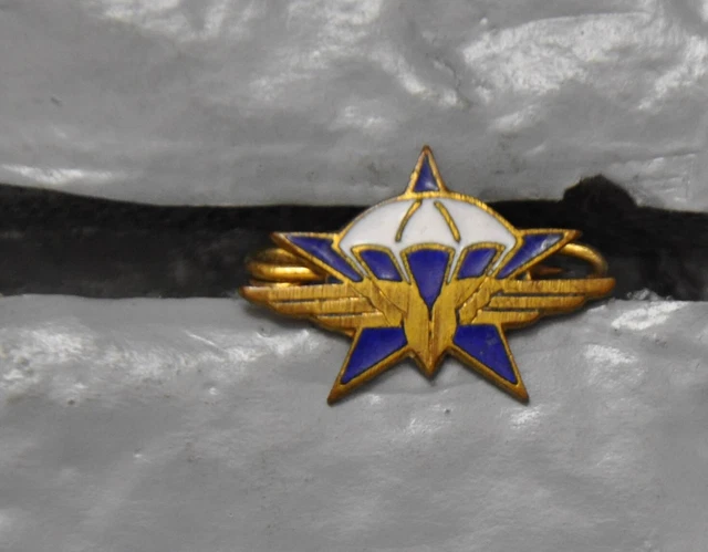 REDUCTION BADGE - 1° RCP Regiment Paratrooper Hunters Antique Enamel £ ...