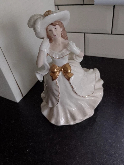 THE LEONARDO COLLECTION Lady Figurine £9.04 - PicClick UK