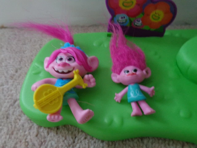 TROLLS TREEHOUSE & World Tour Stylin' DJ Suki Fashion Doll & Mermaid 2 ...