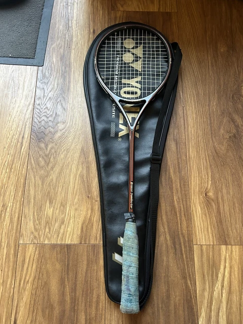 PRO KENNEX SQUASH Racket, Graphite Dominator, great condition with ...