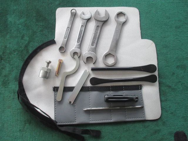 TRIUMPH BONNEVILLE TR6 TROPHY UNIT 40cu.ins, TWINS MOTORCYCLE TOOLKIT £ ...