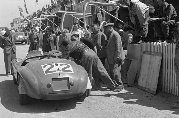LORD SELSDON LUIGI Chinetti in a Ferrari 166MM 1949 Motor Racing Old ...