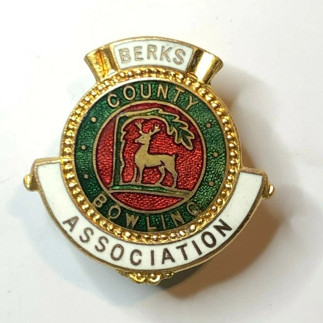 ENAMEL BERKSHIRE COUNTY Bowling Association Badge H.W Miller Birminghan ...