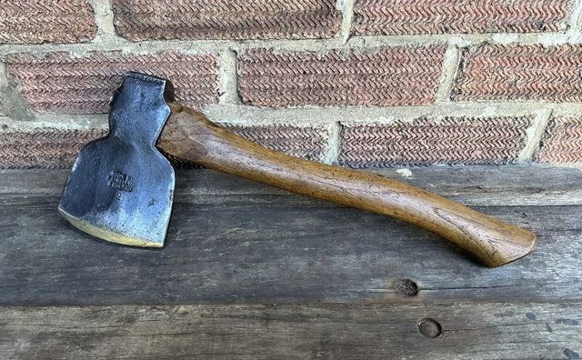 VINTAGE E ELWELL LTD 2LB Kent Pattern Axe Hatchet Chopper Kindling Old ...