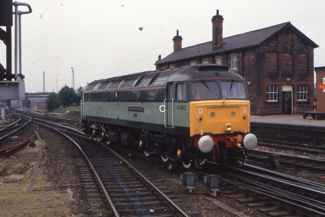 35MM SLIDE BRITISH Railway Br Class 47 - 47833 At Derby 16/06/1993 EUR ...