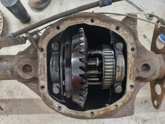 VOLVO 740/940 TURBO series Rear Axle with Locker £400.00 - PicClick UK