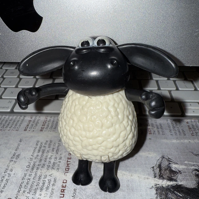 SHAUN THE SHEEP Wallace & Gromit Plastic Toy Aardman 2008 £6.50 - PicClick UK