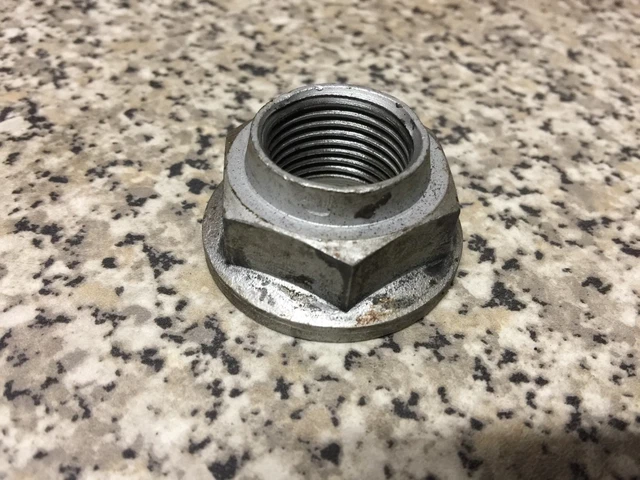 GENUINE RENAULT CLIO, Kangoo, Laguna, Master, Megane Scenic Rear Hub ...