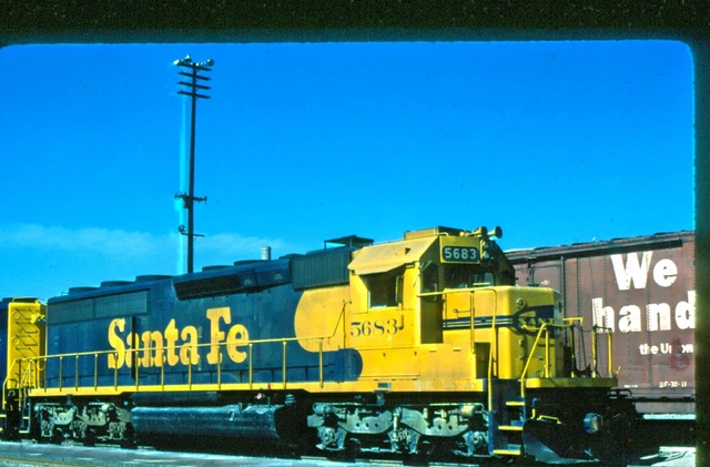 ATSF 5683 SD45-2, San Bernardino, Ca, 02/84 ; Kodachrome original EUR 8 ...