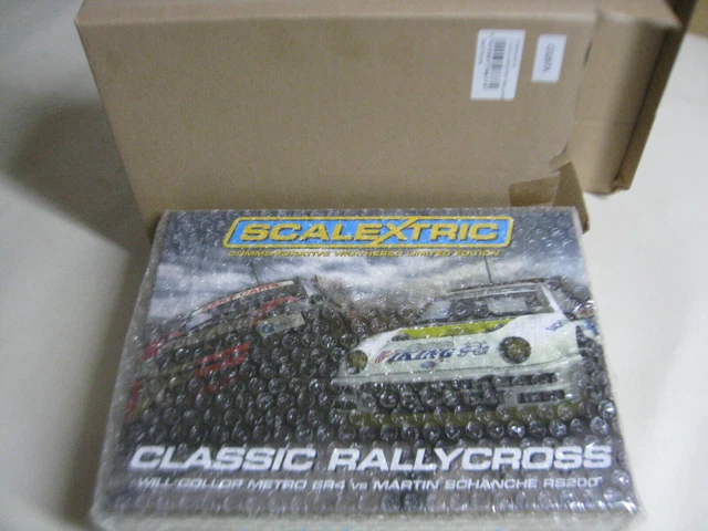 SCALEXTRIC C3267A MG Metro 6R4 + FORD RS200 Classic Rallycross ...