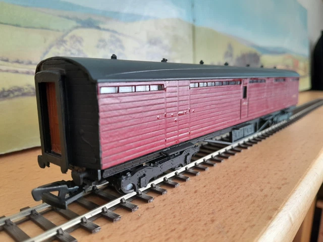 MAILCOACH KIT BUILT ex LNER Thompson matchboard Full Brake in BR ...