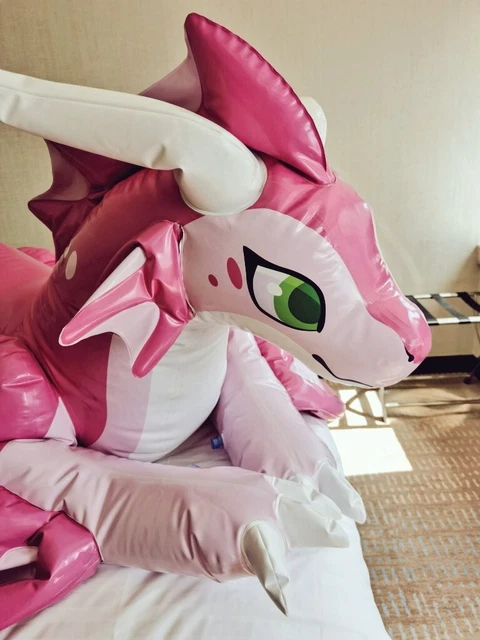 CERISEY THE GIANT Pink Inflatable Dragon Ride-On NIB EUR 85,36 ...