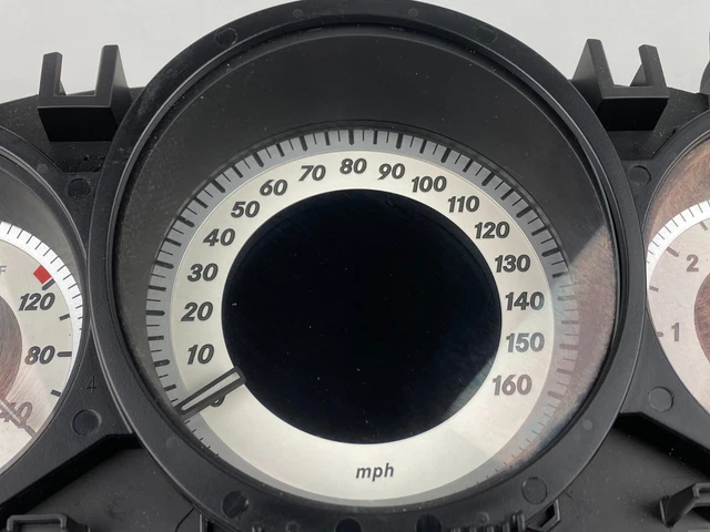 MERCEDES BENZ C Class W204 Instrument Cluster Speedometer Gauges RHD ...