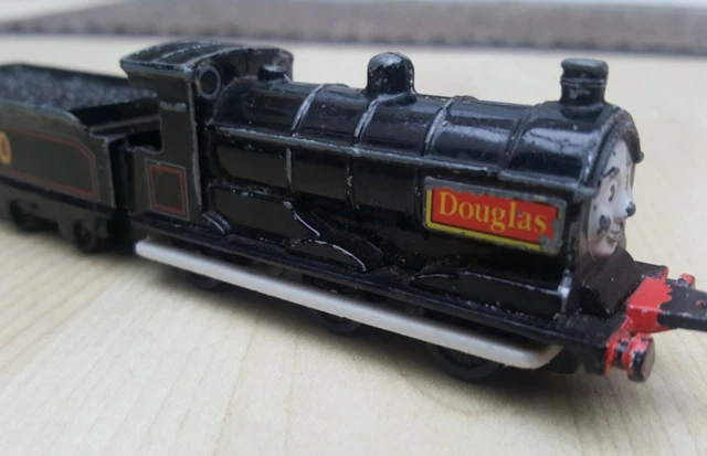 THOMAS THE TANK Engine And Friends Douglas No 10 Toy ERTL EUR 2,87 ...