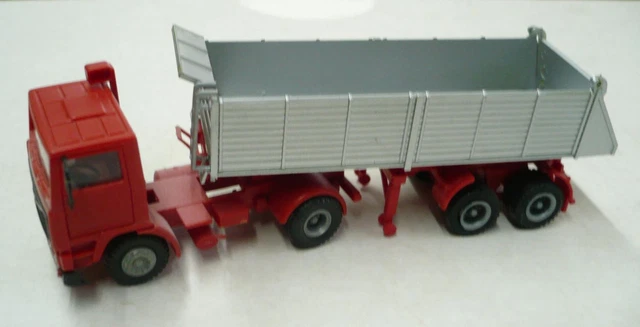 HERPA 800500- VOLVO F10 (kurze Kabine) Hinterkipper-Sattelzug Mulde 1: ...