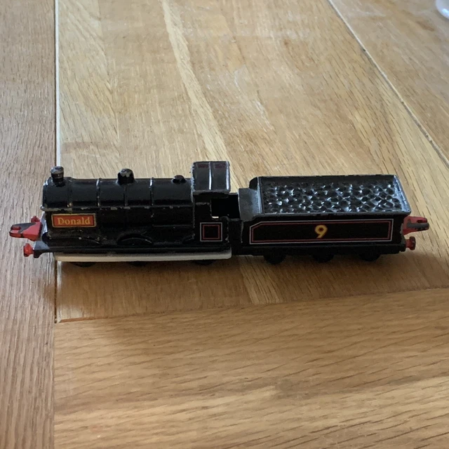 DONALD ERTL THOMAS The Tank Engine & Friends Die Cast Train Toy 1992 ...