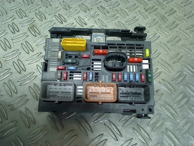 BOITIER FUSIBLES BSM Citroën Jumpy (G9) 2012 9675878080 EUR 200,00 ...