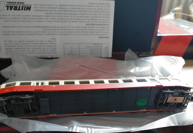 RENAULT VH &IROQUOIS& X 2327 Et Sa Remorque XR 7207, Réf. Mistral 21-02-S003 EUR 350,00 ...