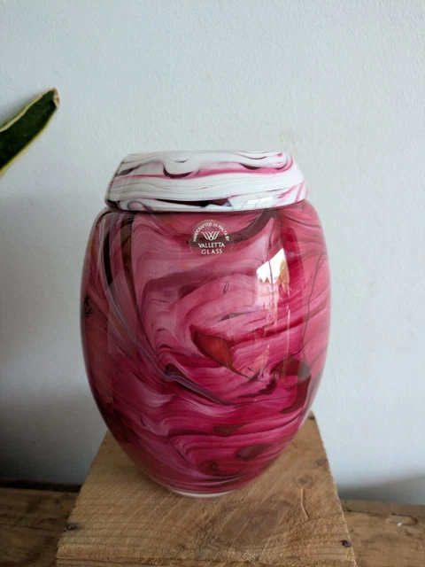 SIGNED VALLETTA MALTESE Pink and White Candy Swirl Glass Vintage Vase ...