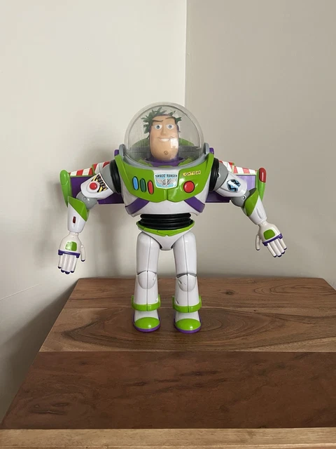 TOY STORY HAWAIIAN Vacation Buzz Lightyear Rare Thinkway Fully Working ...
