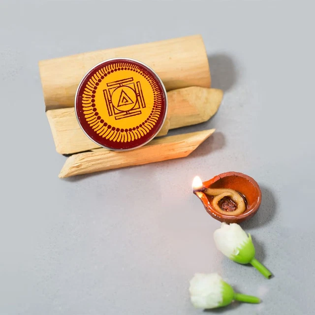 ISHA LIFE DEVI Kumkum (Big). Consacré. Fabriqué à partir d'ingrédients ...