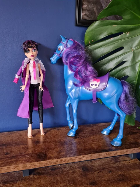 VINTAGE MONSTER HIGH HEADLESS HEADMISTRESS BLOODGOOD DOLL & NIGHTMARE ...