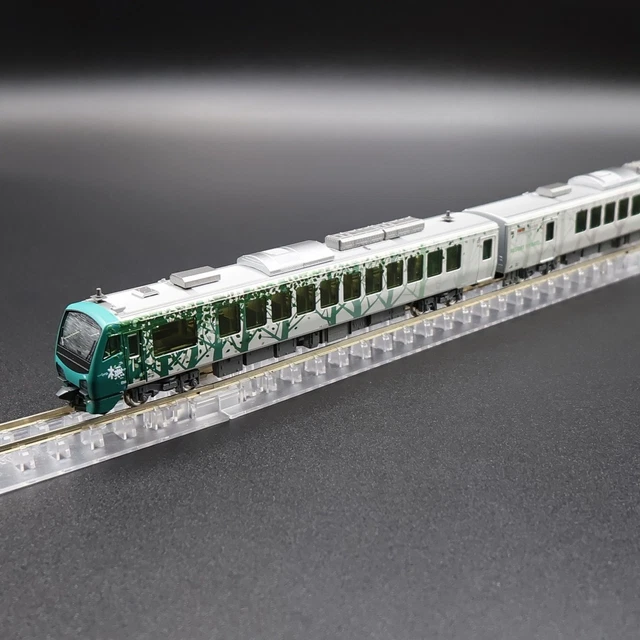 KATO 10-2073 - HB-E300 Series 'Resort Shirakami' (Buna) (4-Car Set) - N ...