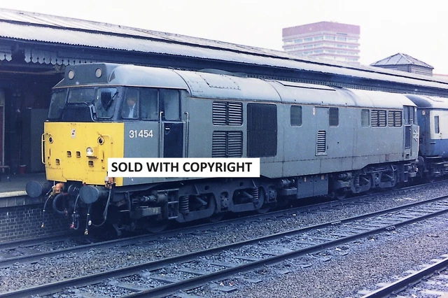 RAILWAY / TRAIN Negative 35mm Loco Class 31 31454 Sold with copyright ...