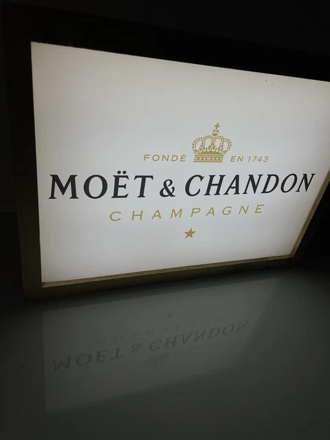 MOET & CHANDON Insegna targa luminosa lighted sign LED EUR 60,00 ...