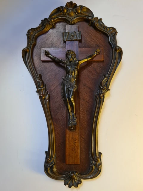 GRAND CRUCIFIX ANCIEN En Bronze Et Bois Xix Eme. 3,2 Kg EUR 120,00 ... GRAND CRUCIFIX ANCIEN En Bronze Et Bois Xix Eme. 3,2 Kg EUR 120,00 ...