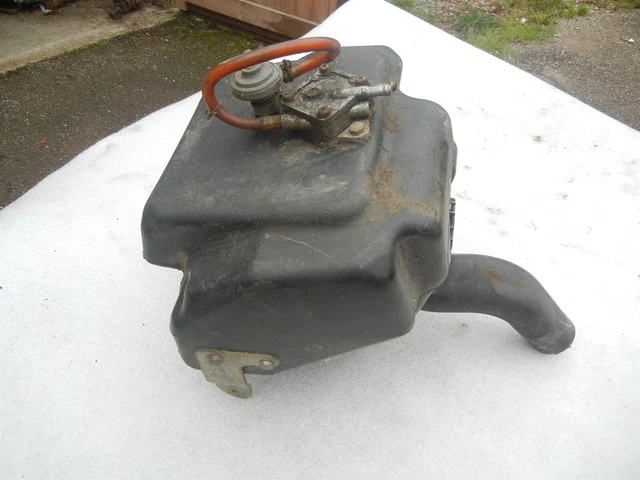 GILERA DNA 50 RUNNER PETROL FUEL TANK WITH SENDER & TAP PETCOCK 50CC £ ...