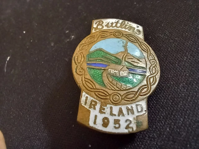 (A501) VINTAGE BUTLINS IRELAND MOSNEY 1952 Enamel badge £12.00 ...