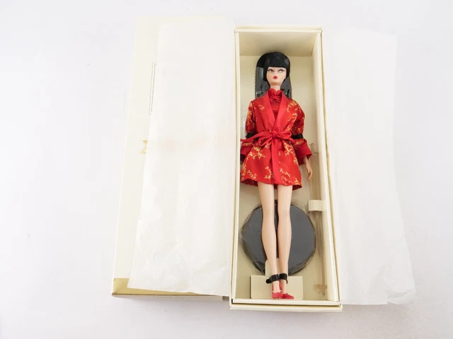 MATTEL USA N° B3431 BARBIE CHINOISERIE RED MOON Fashion Model Gold ...
