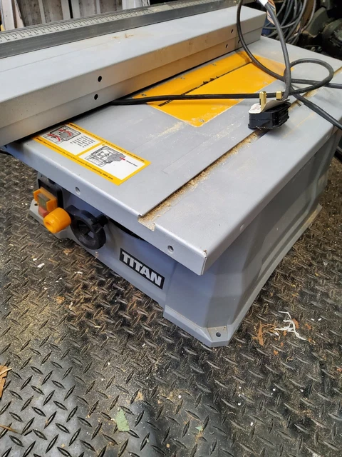 TITAN 1500W TTB674TAS ELECTRIC CIRCULAR SAW, 254mm, 240V- NEVER USED! £ ...