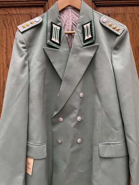 UNISSUED, !!EAST GERMAN army border control Officer Uniform Parade ...