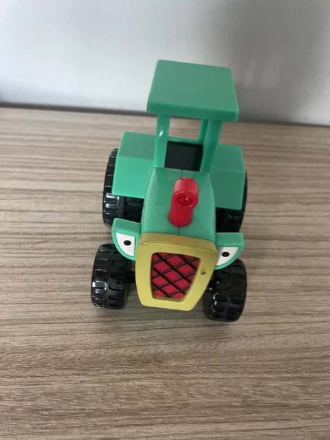 BOB THE BUILDER Vehicle Toy Friction - Travis the Tractor Vehicle £3.99 ...