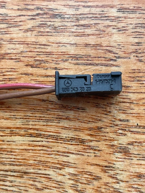 MERCEDES W211 W203 W209 Can Bus Connector Plug A0305452828 £12.00 ...