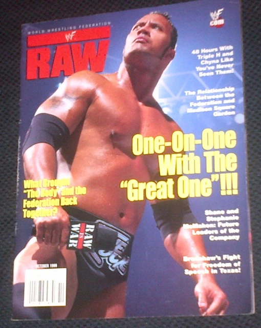 RARE WWF WWE Raw The Rock Magazine avec affiche de bord WCW ECW TNA UFC ...