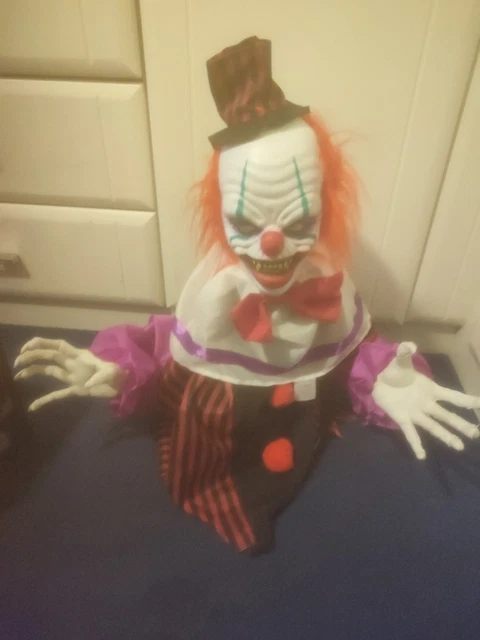 HAUNTED HALLOWS RANGE Halloween 2025 Pop up clown Groundbreaker £42.28 ...