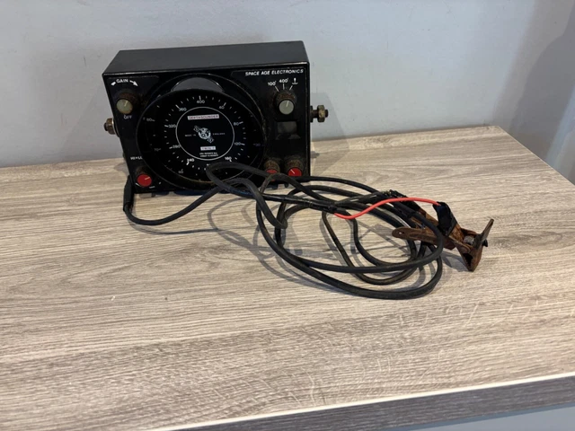VINTAGE SPACE AGE Electronics Monitor Marine Depthsounder Depth Radar £ ...