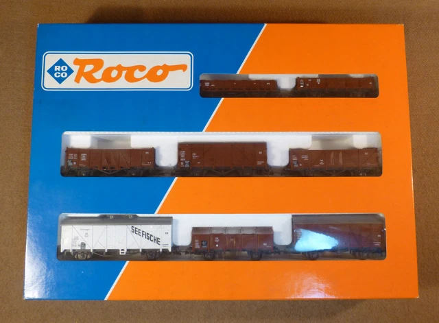 SET CARRI MERCI Roco, 8 diversi carri merci, DC, #44002, H0, epoca III ...