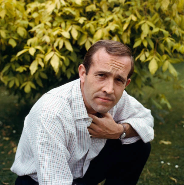 IAN HENDRY POSED On The Set Of The Tv Series 'The Informer' 1966 Old ...